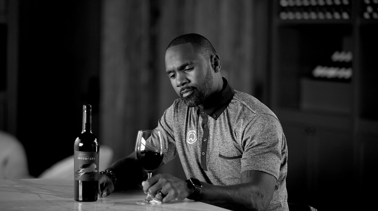 Discover Black-Owned Wine brands With Issa Rae, Dwyane Wade & Charles ...